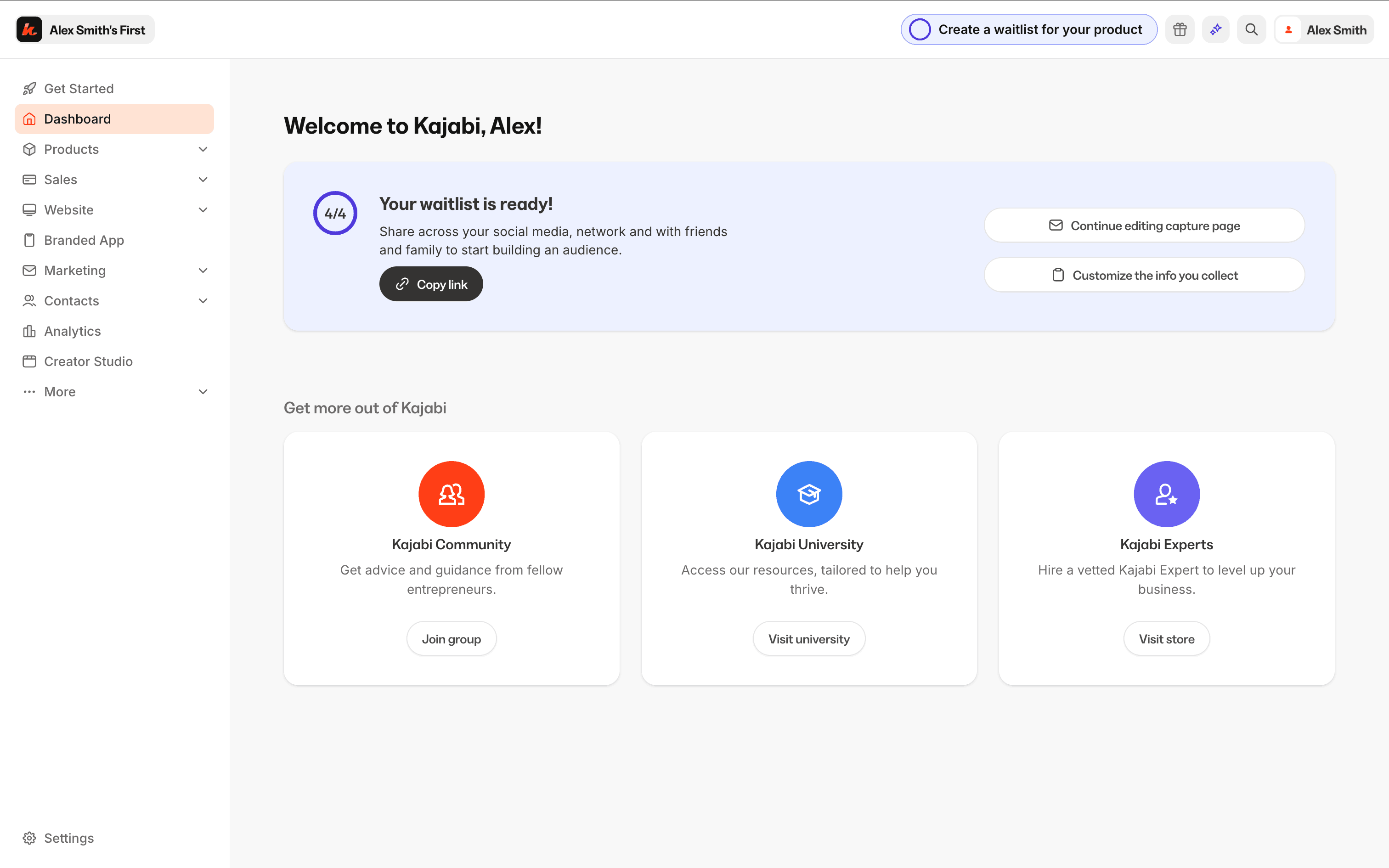 Explore the best website designs on Mobbin